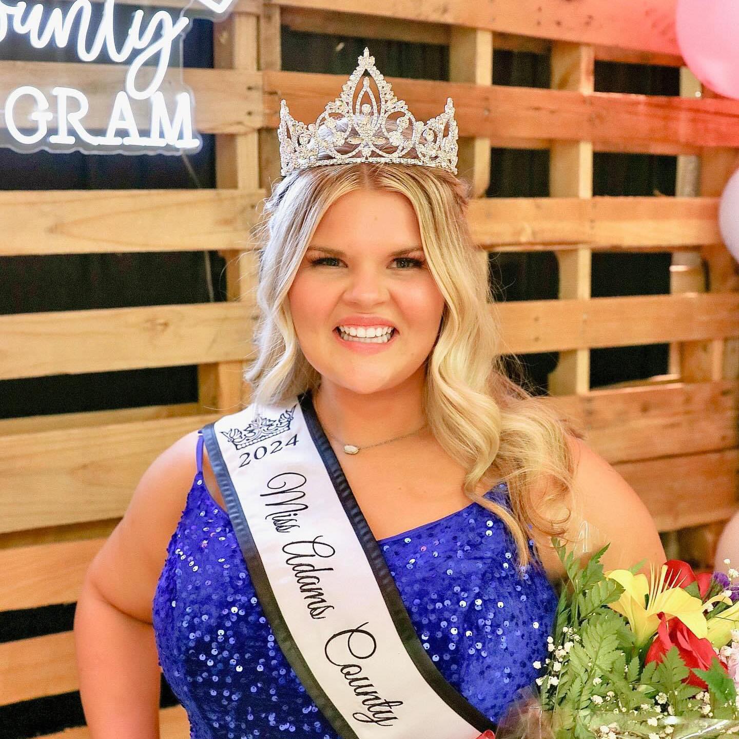 Gilbert crowned Miss Adams County - WZBD